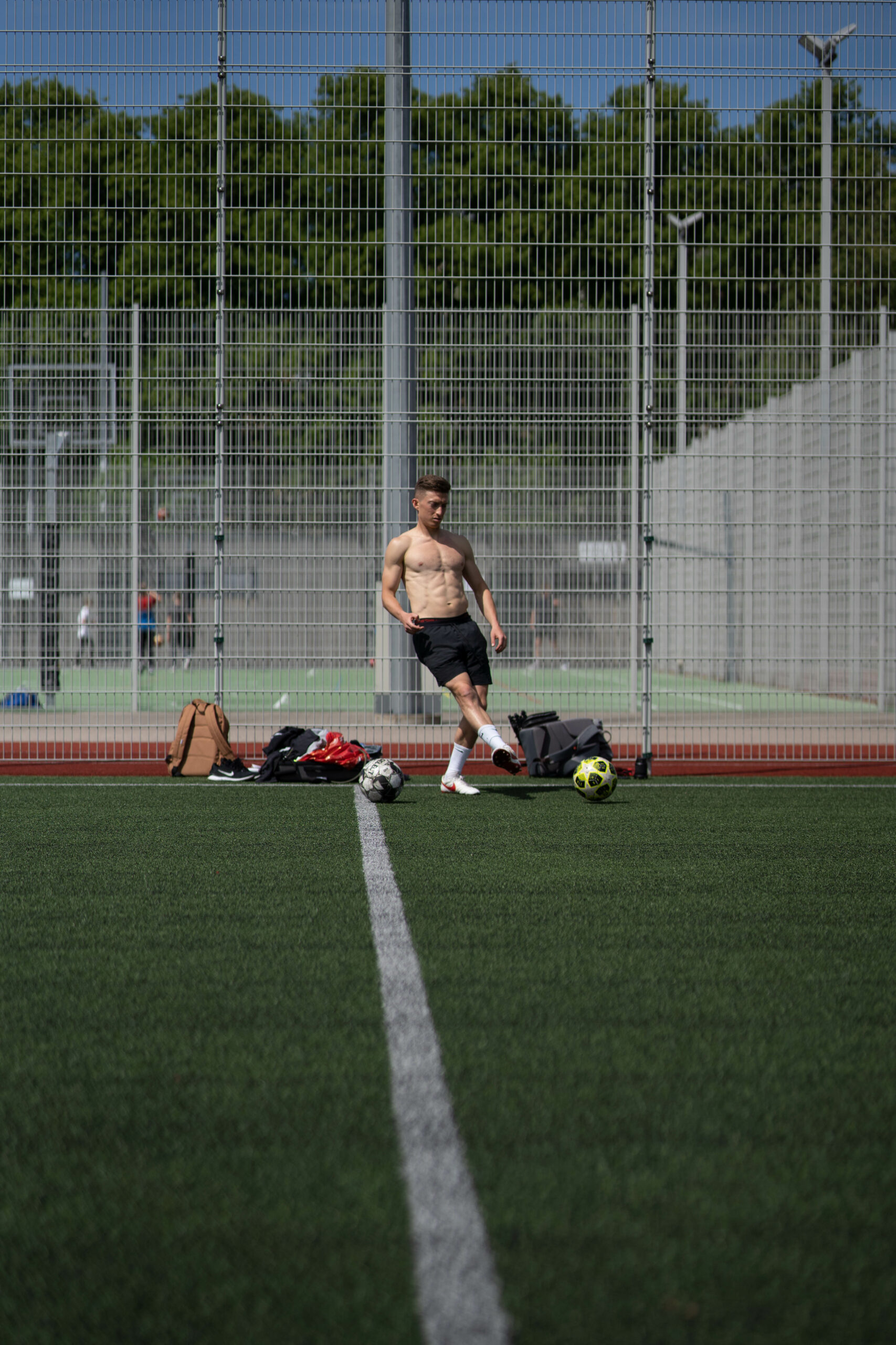 How to Build A Body Like Cristiano Ronaldo: | RicFit
