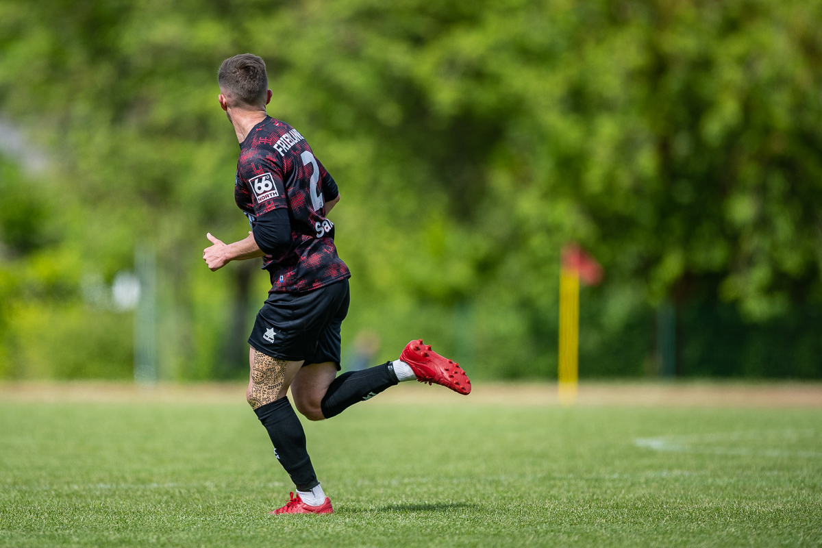3 Reasons Why All Footballers Must Strength Train – RicFit
