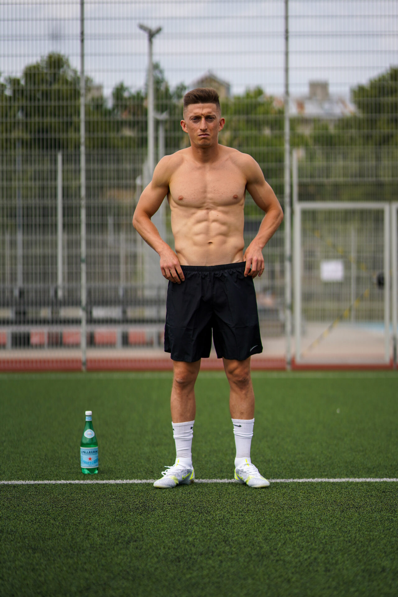 The 5-Step Comprehensive Guide to Gain Muscle as a Footballer: | RicFit