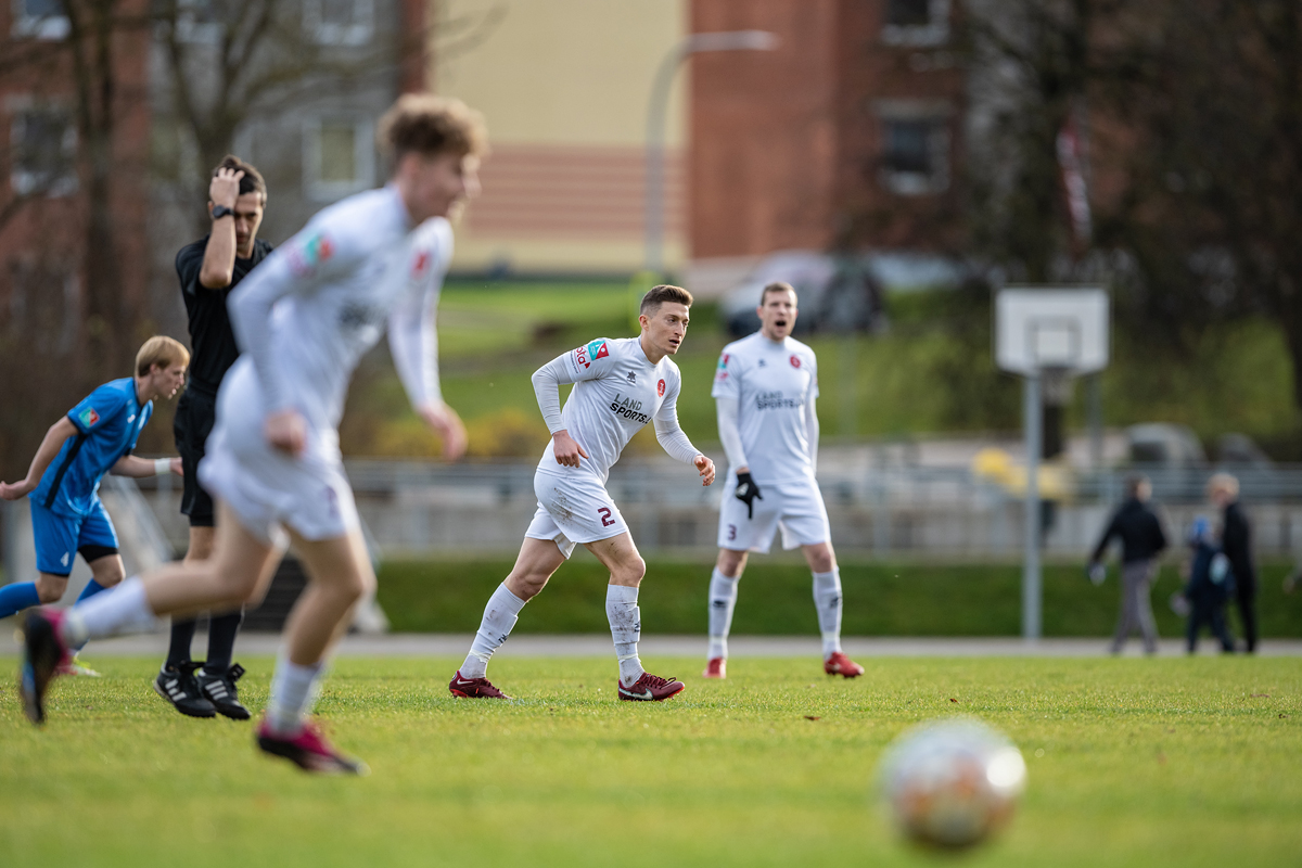 Become A Better Center Back in 4 Simple Steps | RicFit