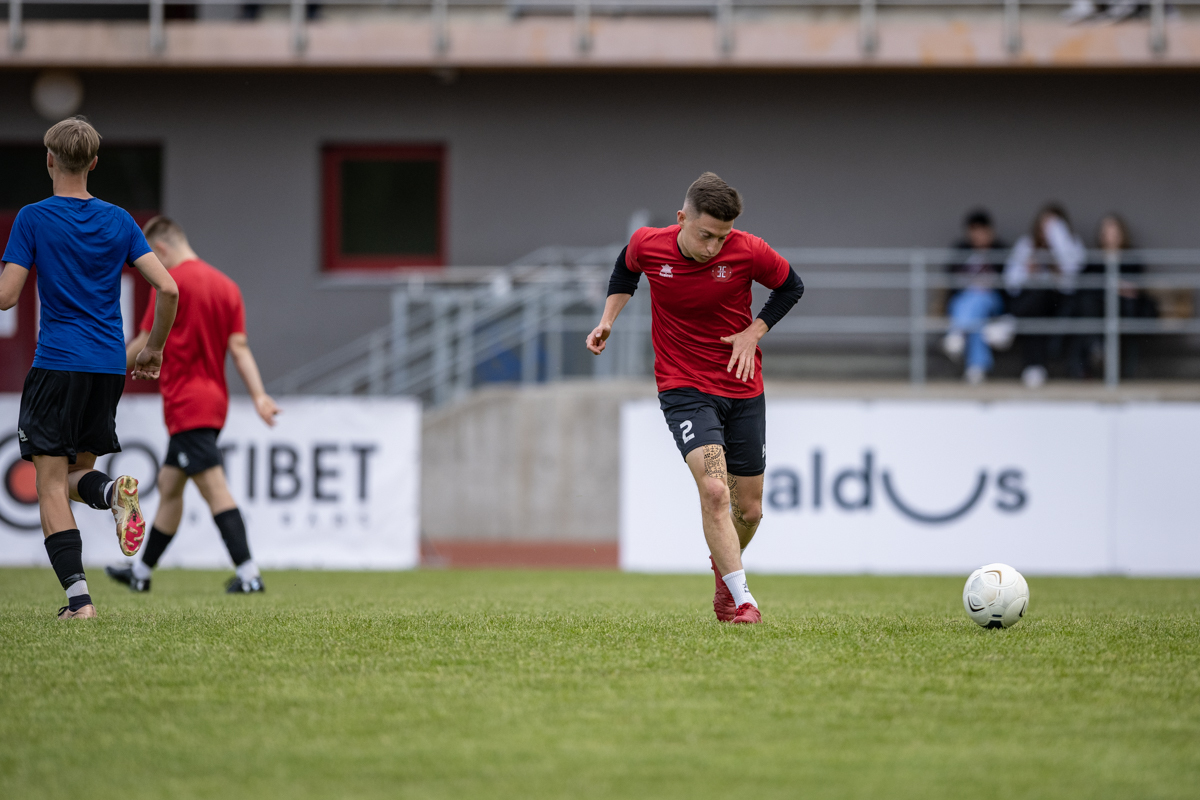 How to Become More Disciplined as a Footballer | RicFit